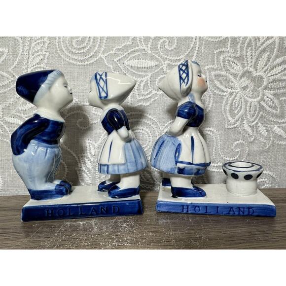 Delft | Accents | Delft Blue Porcelain Dutch Boy And Girl Kissing ...